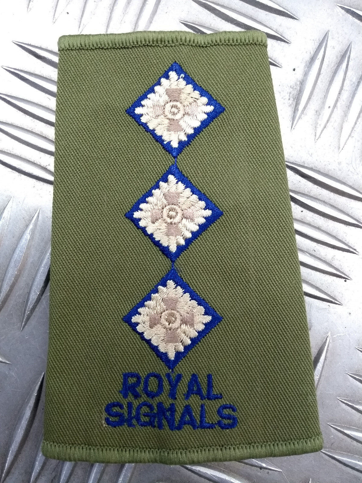 Royal Signals OD Green Dark Blue Edged Captain Rank Slide Epaulette ...