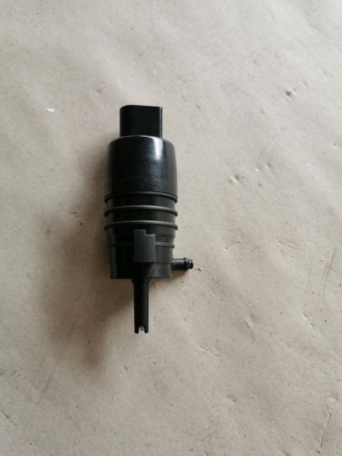 BMW 1 Series F20 F21 Washer Pump Fluid Container 67127310147 for sale ...