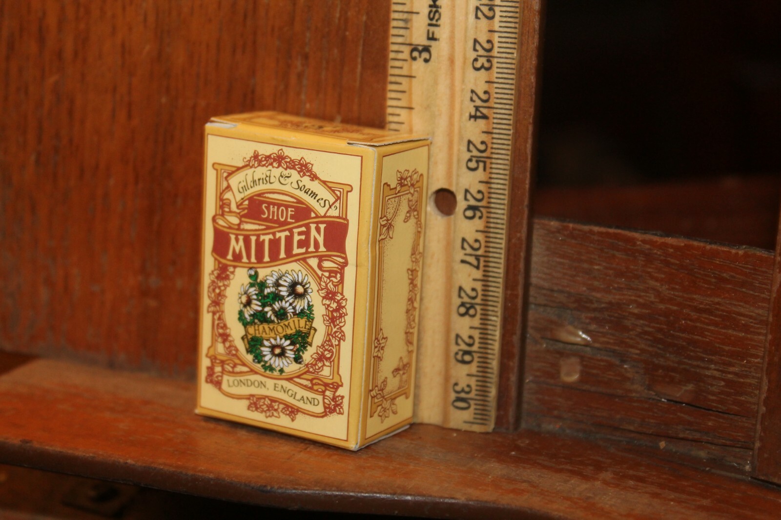 Vintage Gilchrist and Soames Chamomile Shoe Mitten In Box London ...