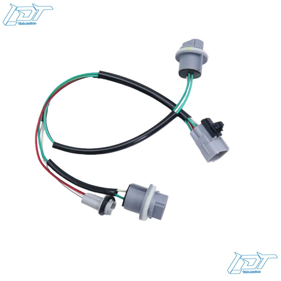 Socket & Wire Taillight Bulb Holder 81555-0C070 For 2007-2013 Toyota ...