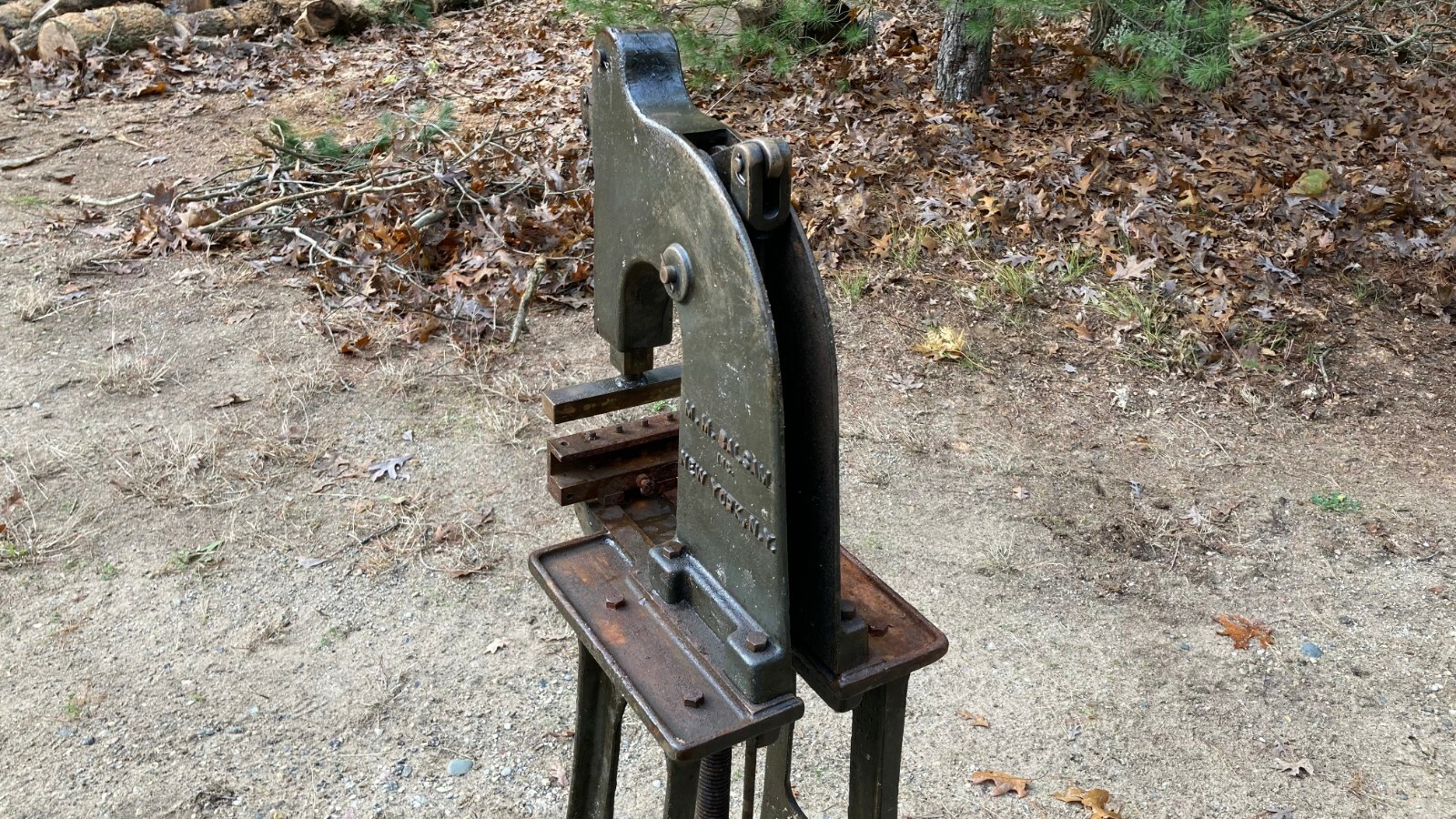 Antique Cast Iron Leather Rivet Press Punch Tool Riveter w Stand Foot ...