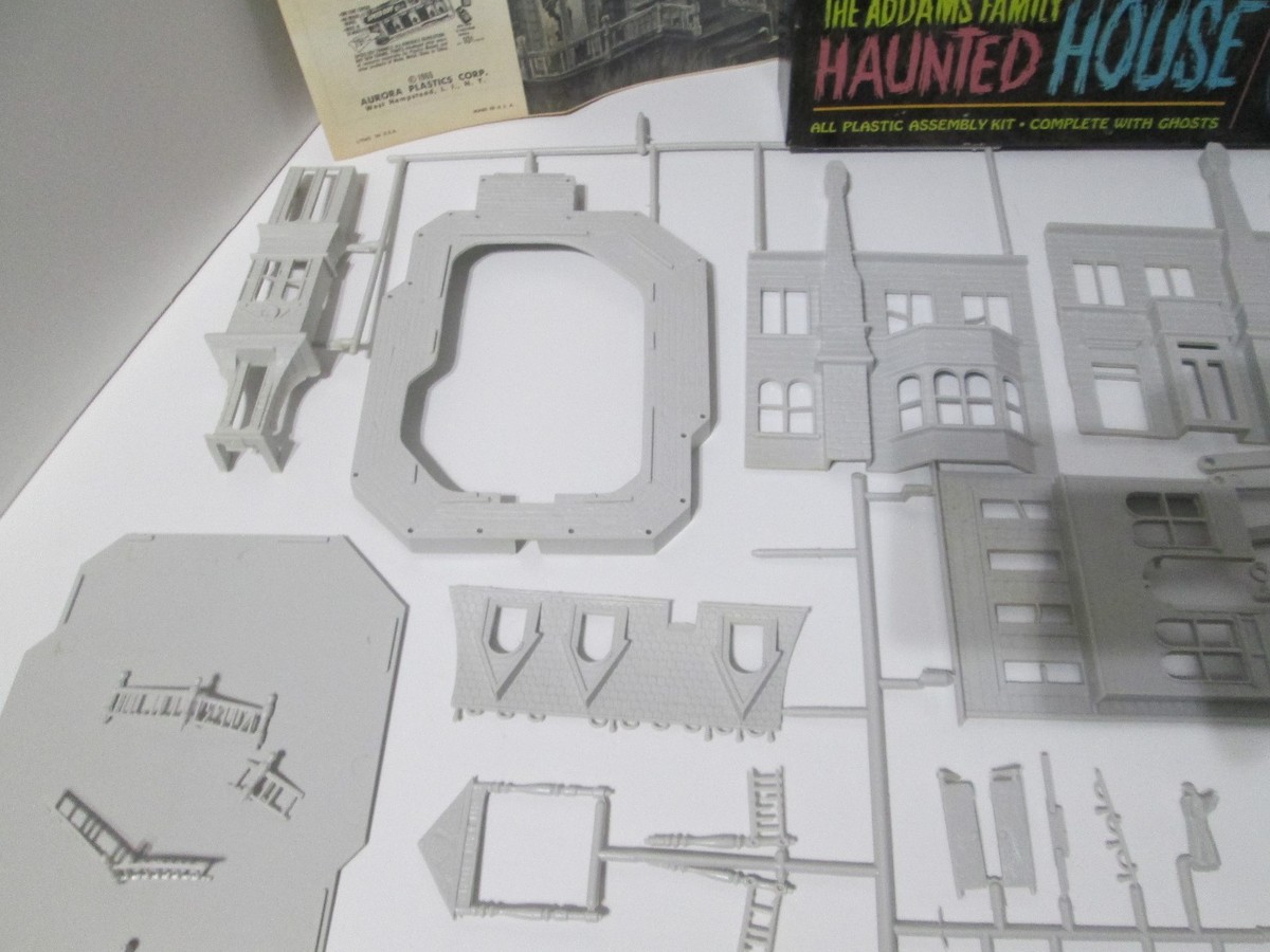 Aurora 1965 Addams Family Haunted House Model Kit Withob Vintage