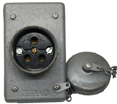 FSK-BWR-33 APPLETON SINGLE GANG FS BOX COVER WITH BUILT IN 30AMP 250V ...