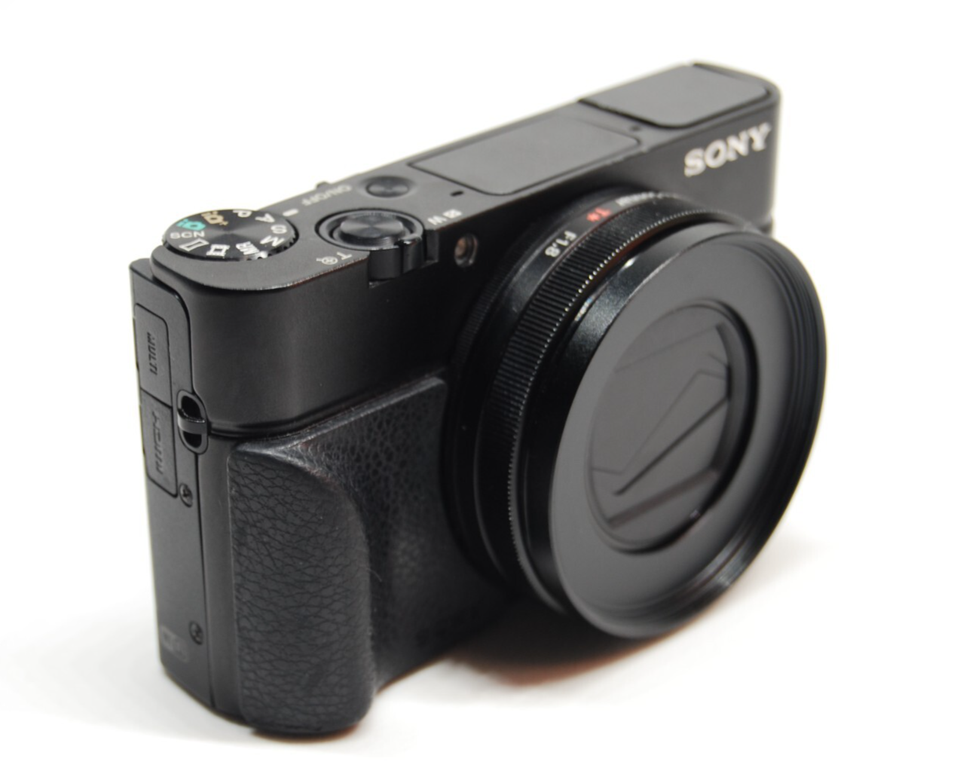 [NEAR MINT] Sony DSC-RX100 III M3 20.1 MP CyberShot Digital Camera ...