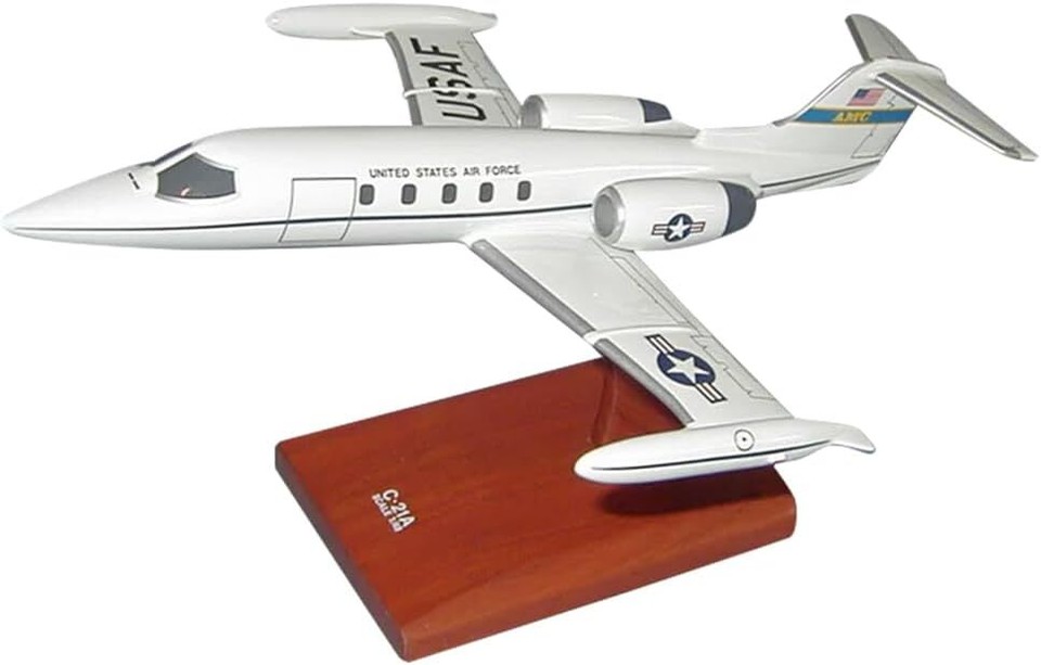 USAF Gates Learjet C-21A Transport Scott AFB Desk Display Model 1/48 SC ...