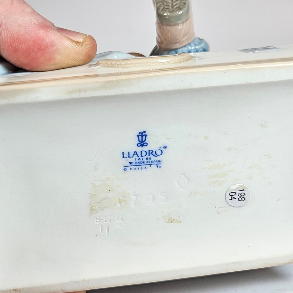 Lladro 6795 My Favorite Place Boy Suitcase Teddy Bear Retired Signed ...