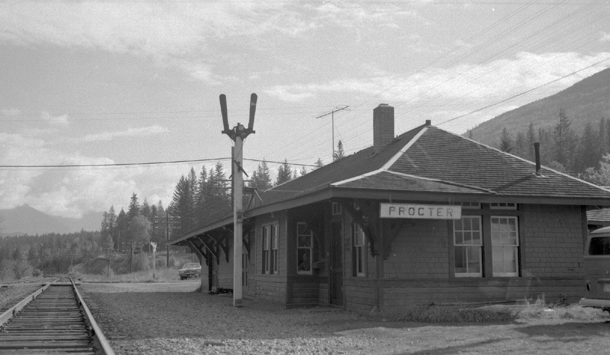 Canadian Pacific Rly. CPR Station Procter, BC. September 1969 | eBay UK