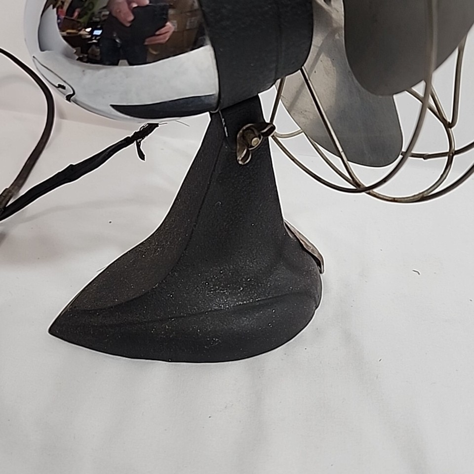 Vintage BERSTED Eskimo Black Chrome Metal Desk Table Fan 8” Model 1100J ...