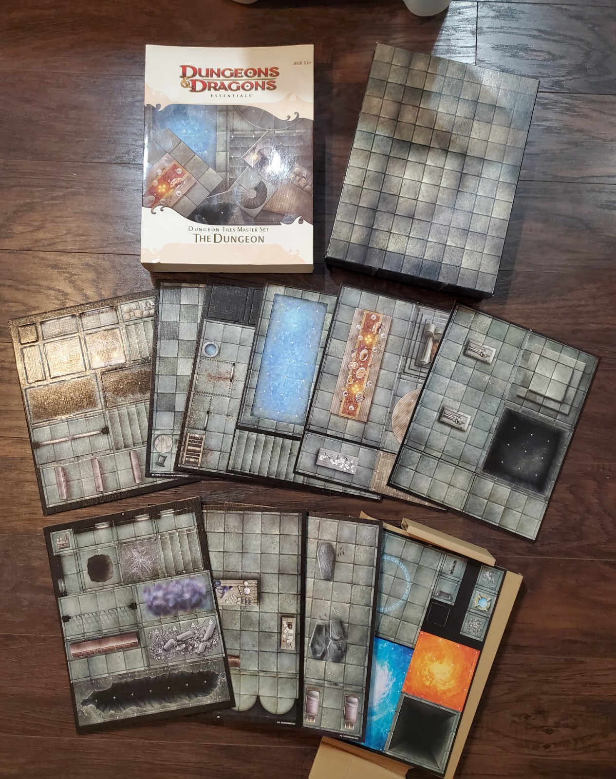 Lot of 2 D&D Dungeons & Dragons. Dungeon Tiles Master Set The Dungeon ...