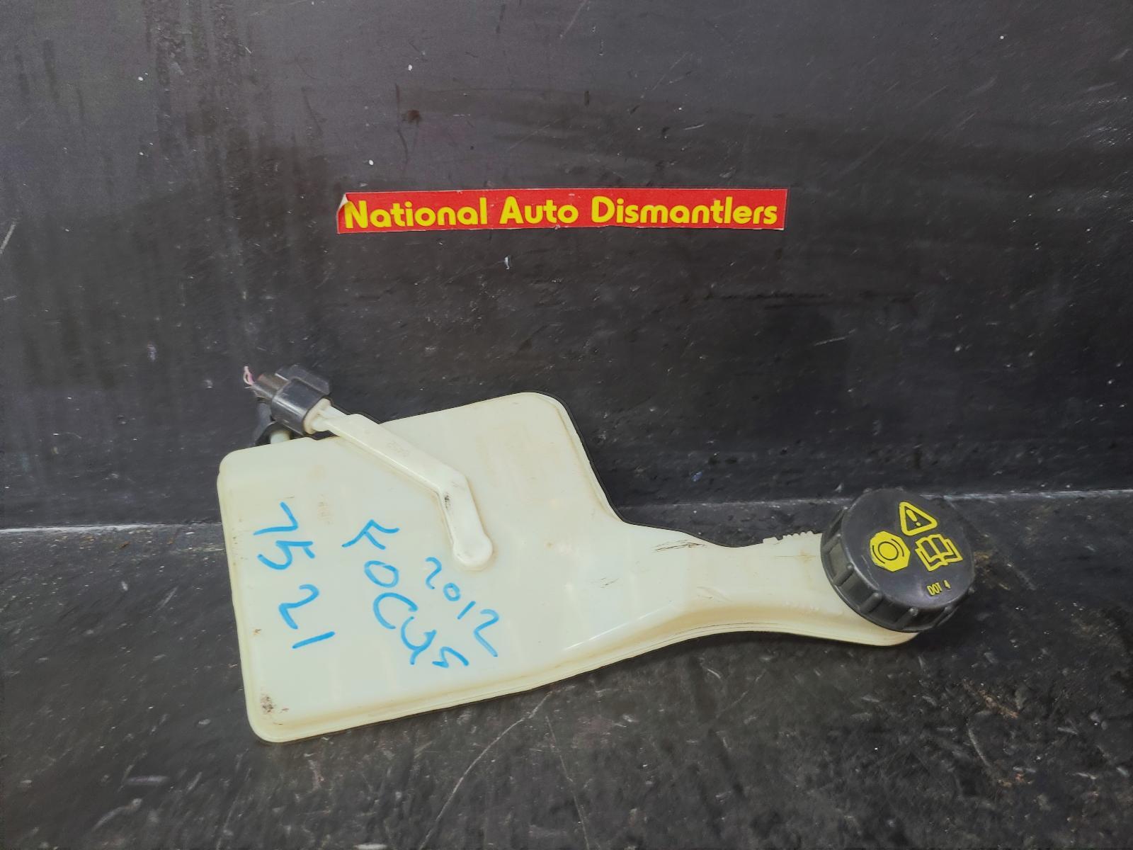 FORD FOCUS MASTER CYLINDER LW 05/11-08/15 11 12 13 14 15 | eBay Australia