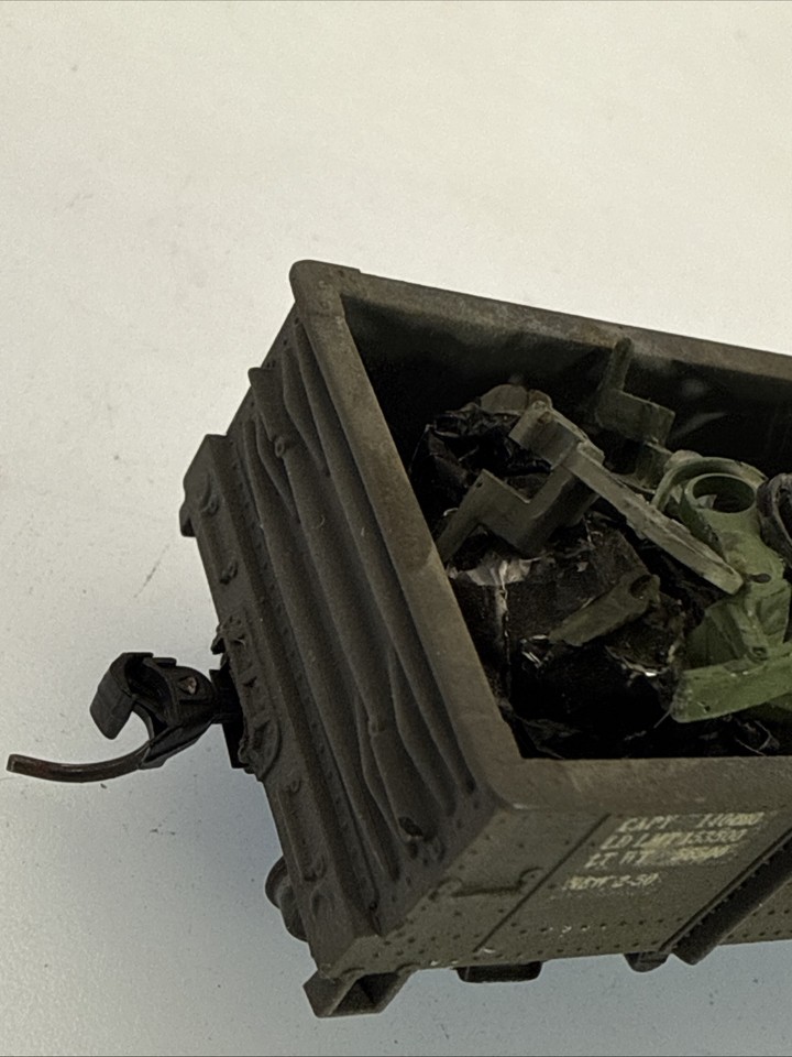 Gondola HO Scale Train Car With Junk Load Tipee Rail Road 5278 | eBay