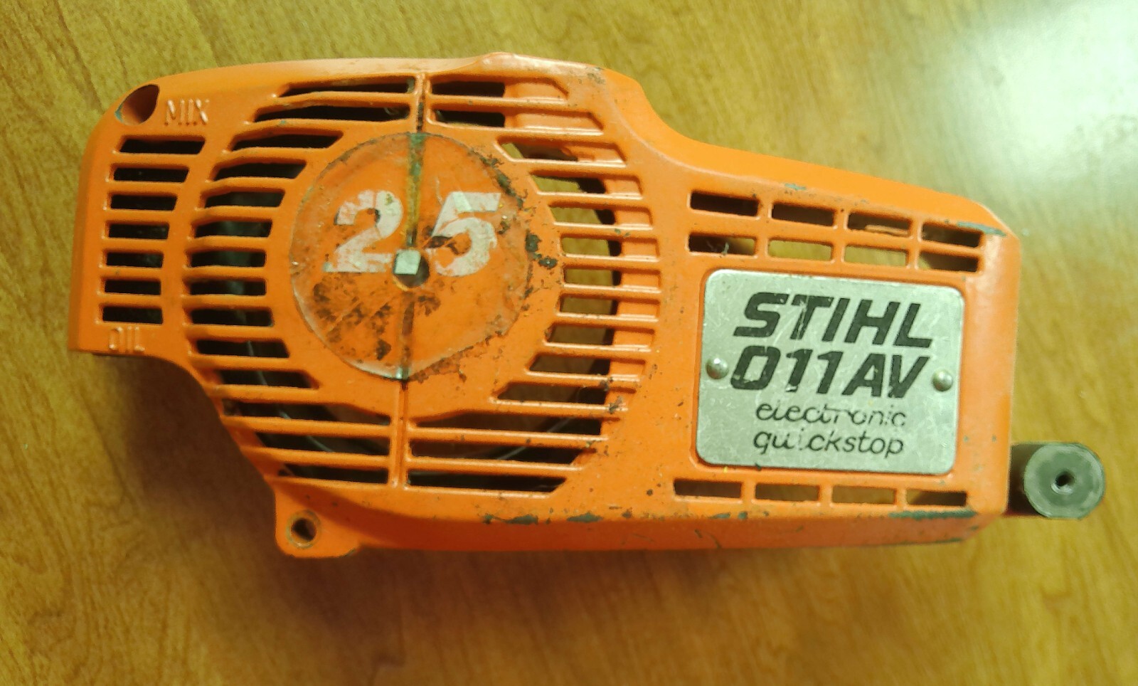 STIHL 011AV 010AV 012AV CHAINSAW RECOIL STARTER COVER 1120 084 1000 BOX ...