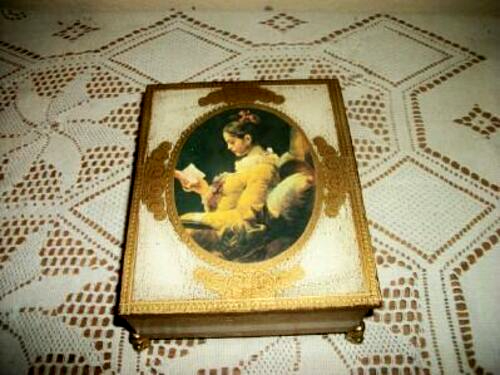 HOLLYWOOD REGENCY FLORENTINE ITALIAN JEWELRY MUSIC BOX GILT WOOD JAPAN ...