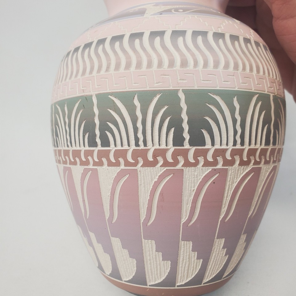 Navajo Handpainted & Etched Pottery Vase Signed E. Whitegoat Pastel 6 ...