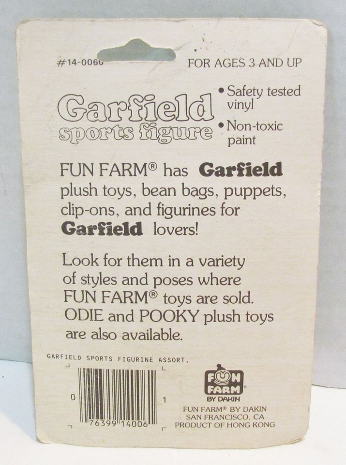 GARFIELD PLAYING GOLF 1980's PVC FIGURE by DAKIN FUN FARM UNUSED ON ...