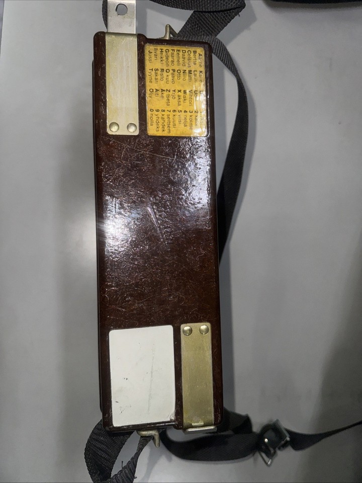 ERICSSON Military Vintage Field Bakelit Crank Phone Telephone Sweden ...