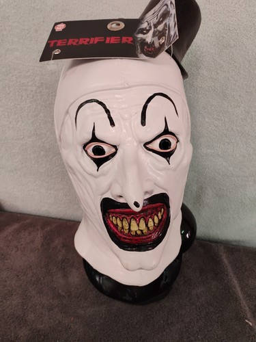 Brand New - Terrifier Art the Clown Mask - Trick or Treat Studios With ...