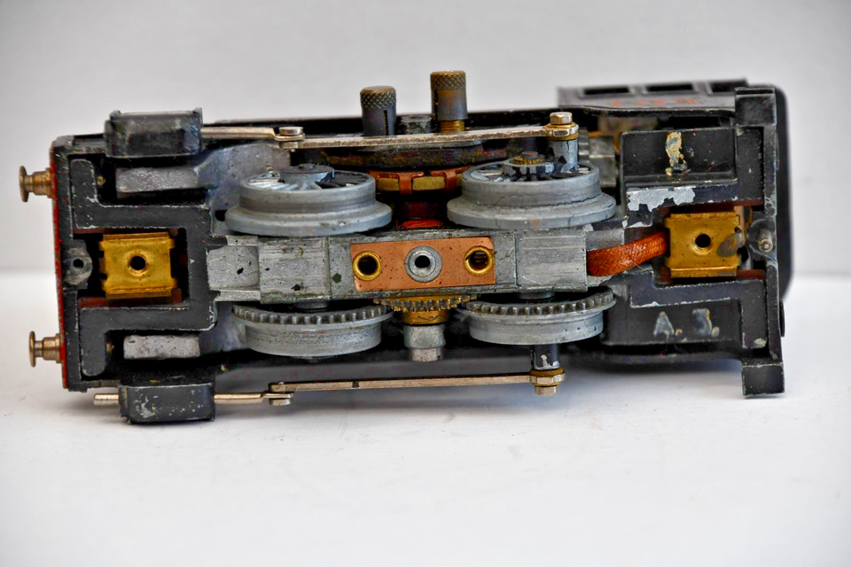 JOB LOT TTR TRIX TWIN RAILWAY LOCO - CARRIAGES + See PICS SPARES OR ...