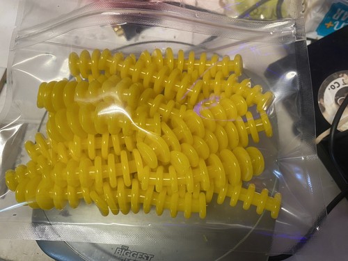 OFF DA HOOK Catfish Dip Bait Worm Bulk Iowa Hawkeye Yellow SSS Stink ...