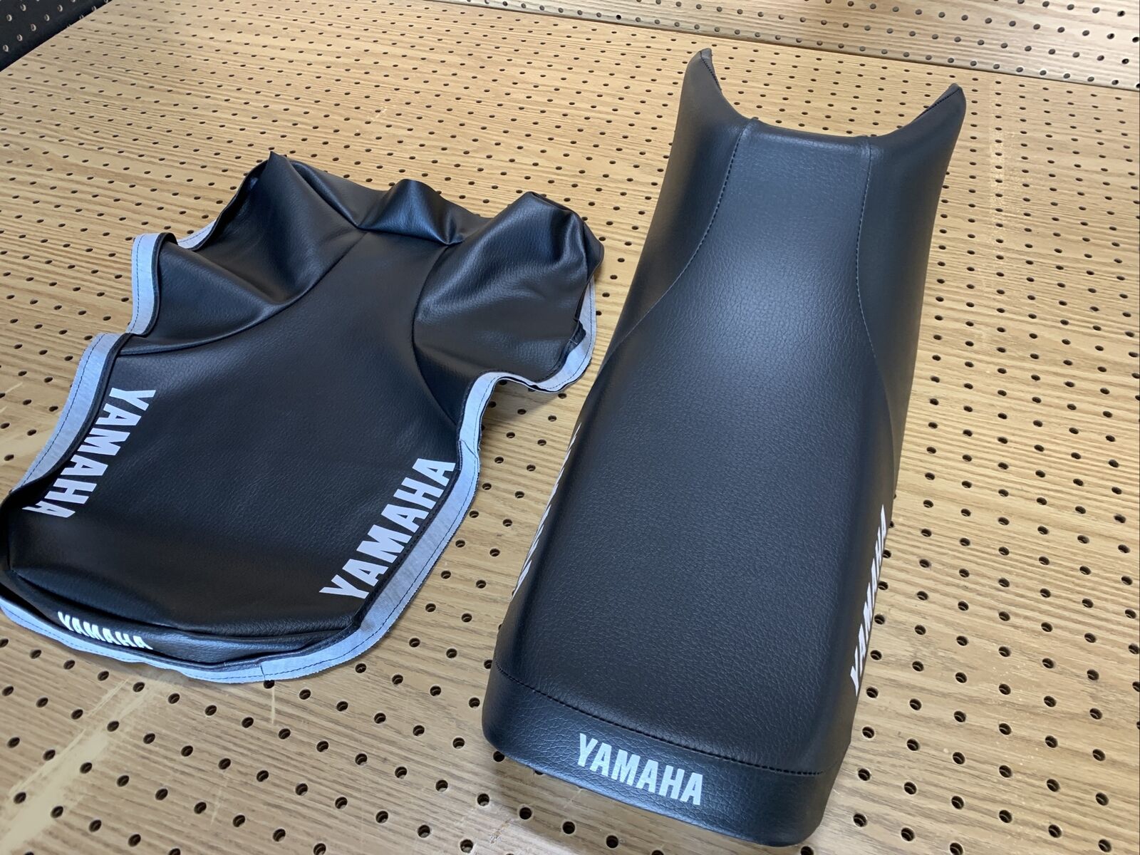 1984-1986 Yamaha YF60 YT60 Tri-Zinger Seat Cover [Y*-96] | Black