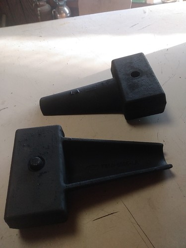 F81A5598LA 99 to 07 Ford Super Duty Leaf Spring 1 7/8" Spacer Lift ...