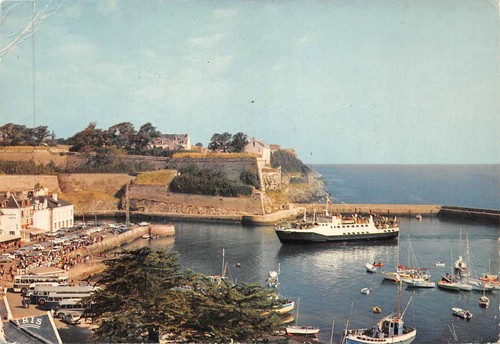 CPM- Belle-Île-en-Mer - le Guerveur dans le port du palais devant la ...