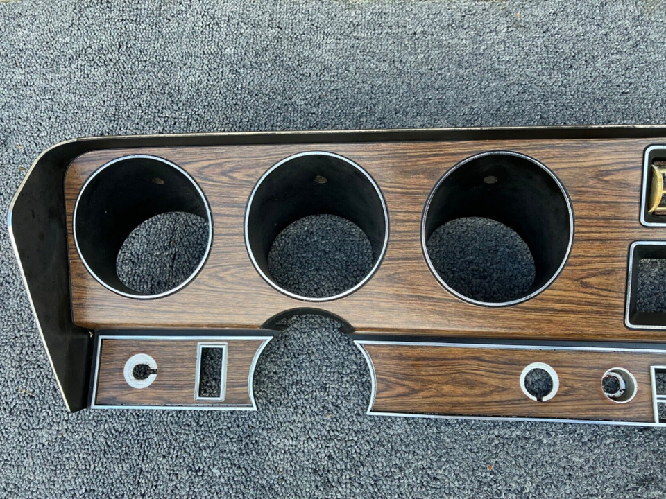 70-71-72 PONTIAC LEMANS/GTO/TEMPEST DASH&SPEEDOMETER BEZEL W/A-C VENT ...