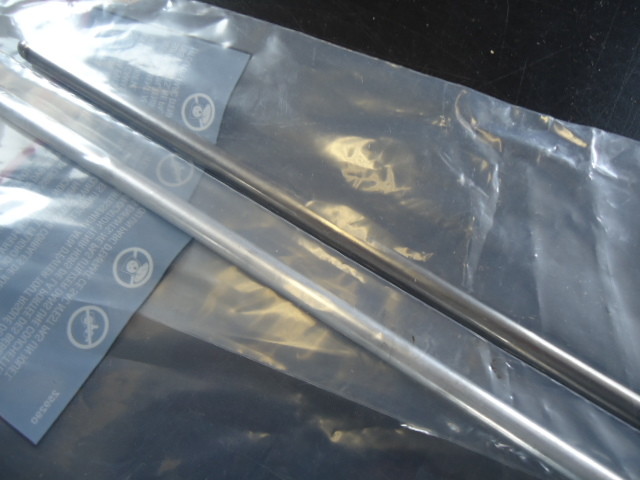 OEM Briggs & Stratton Push Rod Set 692011 692003 Intake Exhaust | eBay