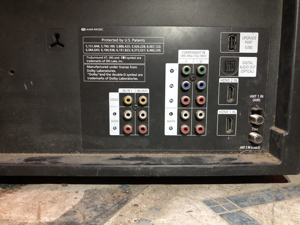 Samsung NT32Z40 32" Flat Screen CRT TV Retro Gaming No Remote 2006 READ ...