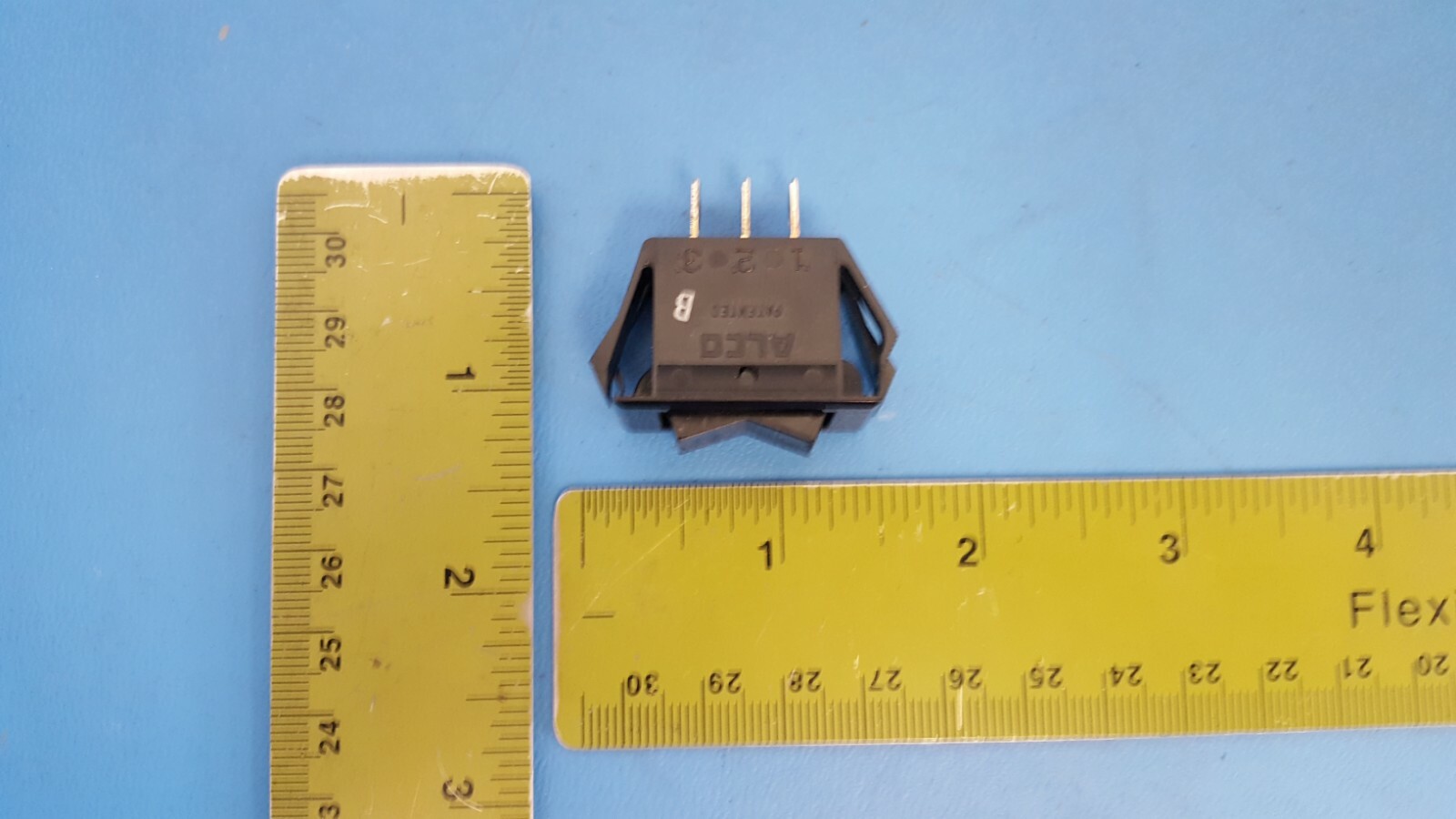 (2pcs) Switch Rocker 10A, 125V SPST Panel Mount Quick Connector, Alco ...