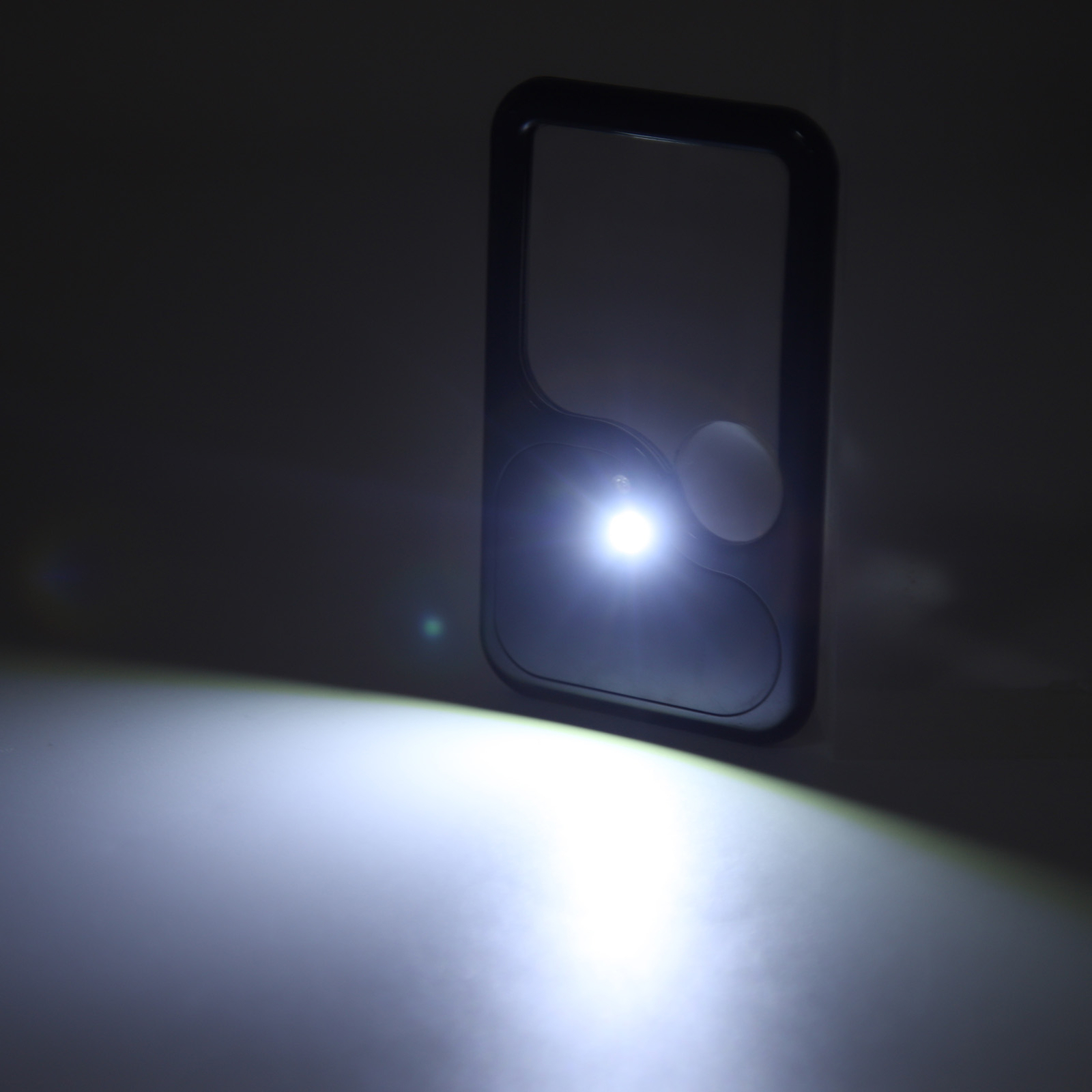 Magnifying Glass Card Mini Portable Credit Card Size Magnifier With LED ...