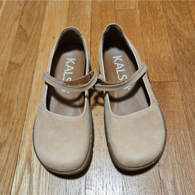 Kalso Women's Earth Shoes Dash Nubuck Leather Negative Heel Light Beige ...