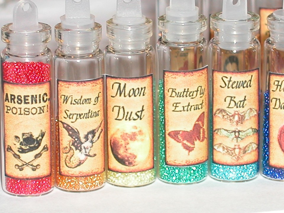 1pc Glass Pendant Empty Bottle Vampire Bat Potion labels Locket ...