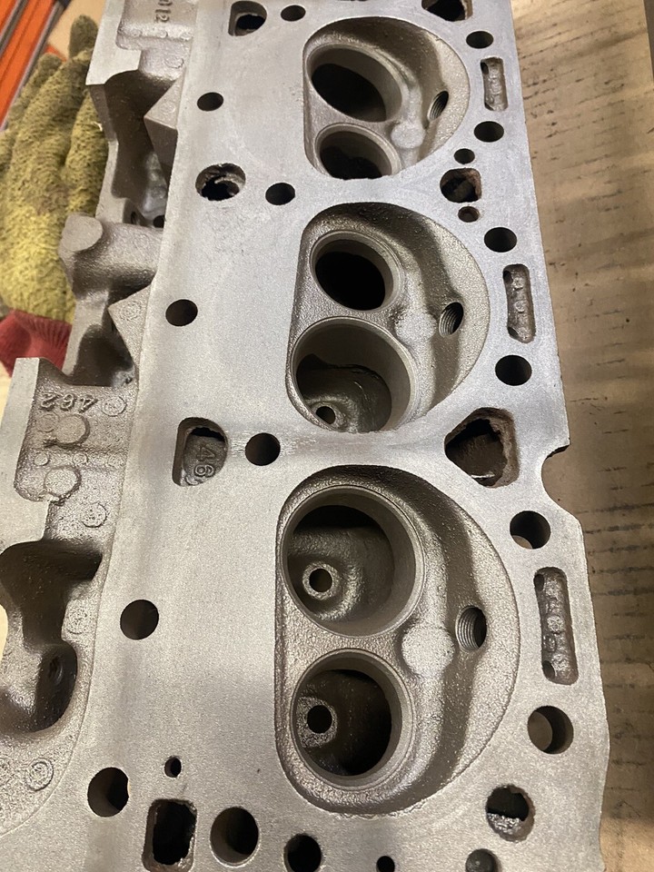 Chevy 3890462 Heads 302 327 350 Camel Hump SBC Heads 462 small block E6 ...