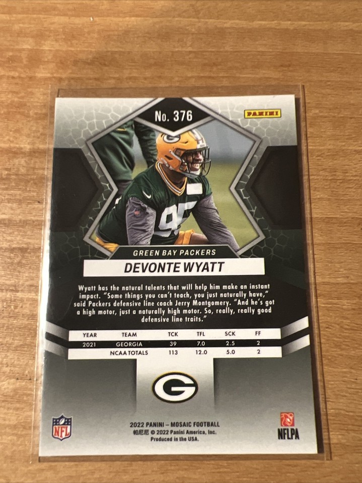 DEVONTE WYATT 2022 Panini MOSAIC BASE ROOKIE CARD #376 Green Bay ...
