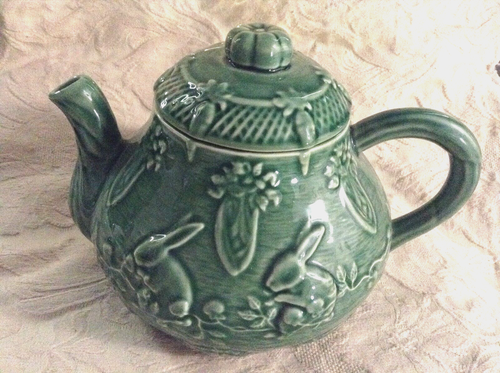 BORDALLO PINHEIRO GREEN RABBIT TEA POT, HT 7" | eBay