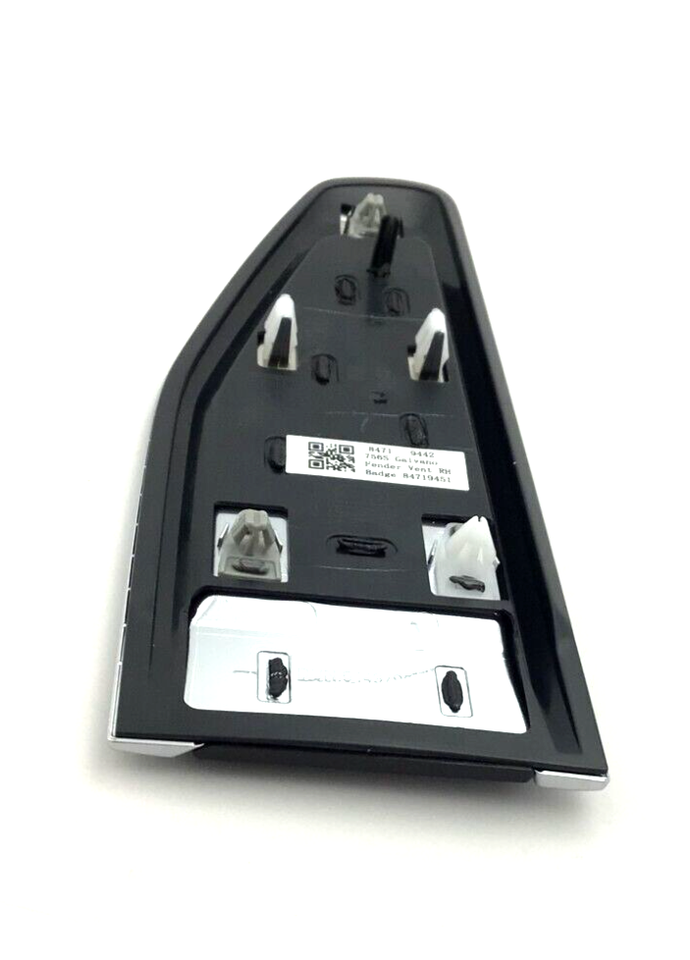 2021 - 2024 GMC Yukon Denali front Passenger Side Fender Emblem new OEM ...