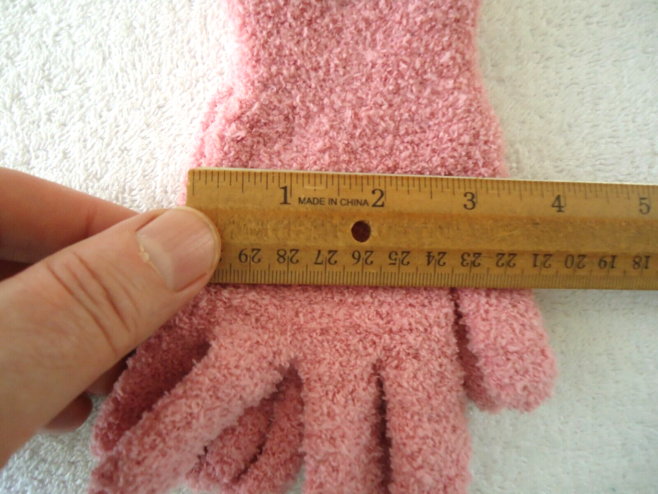 " NWT " Womens Snugadoo One Size Pink Soft Gloves " Great Gift Item ...