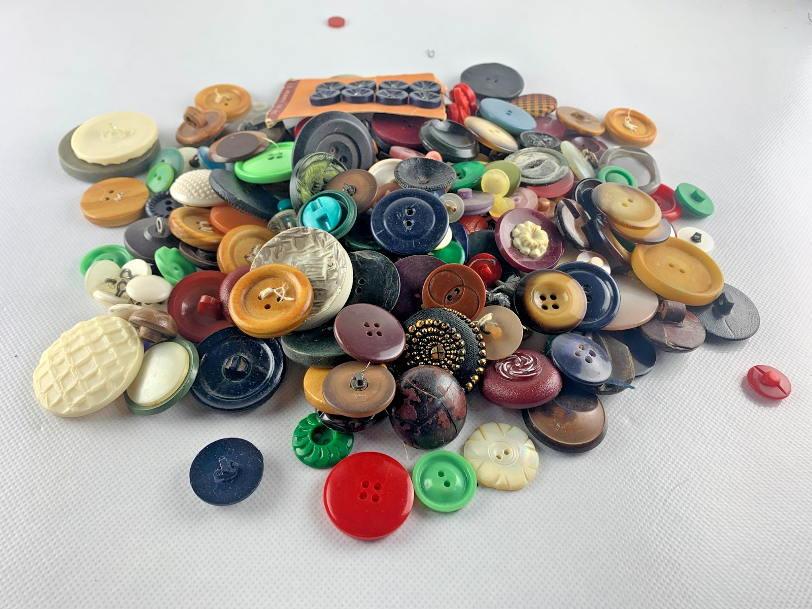Lot of Vintage Buttons 430g BU4 | eBay