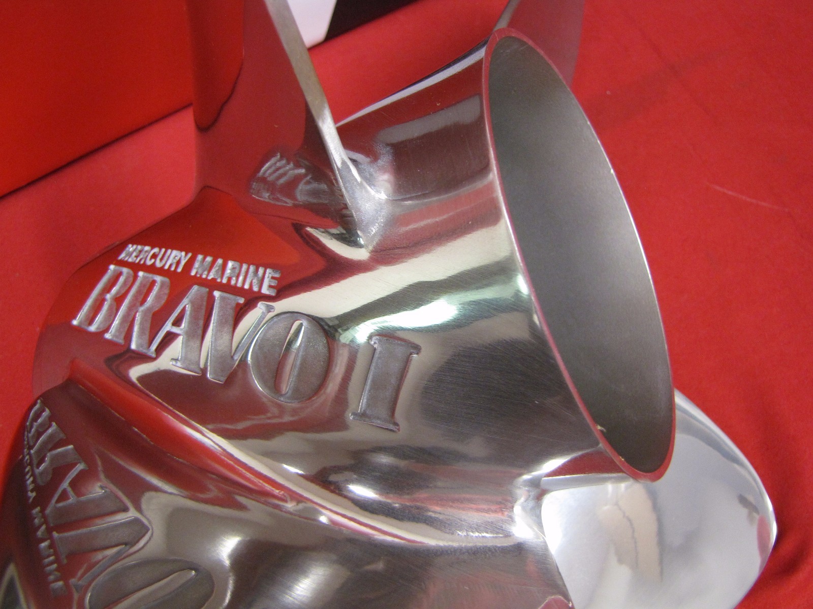 Bravo I FS Pro Finished Propeller 48-8M0064468 15.25 X 23 P RH SS 4 ...