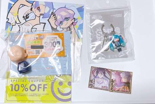 Hatsune Miku Rubber Keychain Smiling Festival Face Nendoroid Pose | eBay