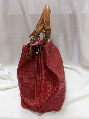 MODARNO WOMEN'S RED LEATHER WOVEN PRINT DOUBLE HANDLE TOTE BAG +ADJ ...