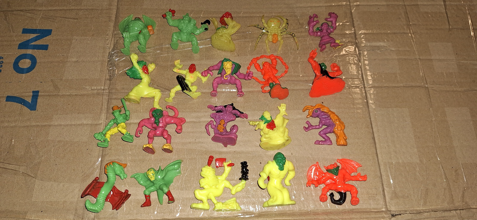 Vintage Monster in my Pocket Series 4 Super Scary Lot 20 Figures MIMP ...