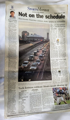 2005 Newspaper Featuring the Devastation ofHurricane Katrina and other ...