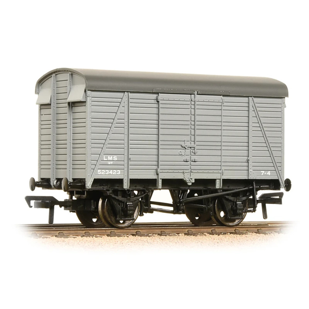 Bachmann Branchline 38-080C SR 12T 2+2 Planked Ventilated Van LMS Grey ...