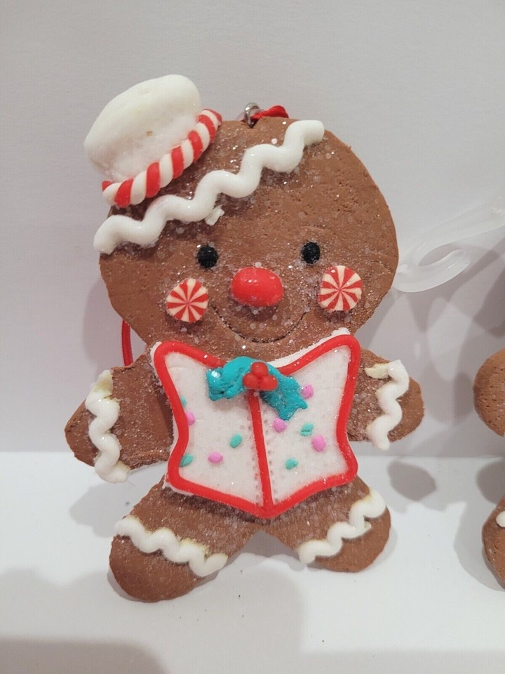 Christmas Gingerbread Man Boy Girl Couple Peppermint Cookie Candy ...
