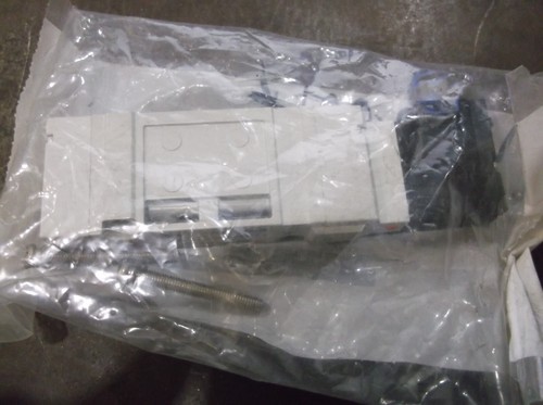 NEW IN PKG SMC SV3100-5FU SOLENOID VALVE (WL46-3) | eBay