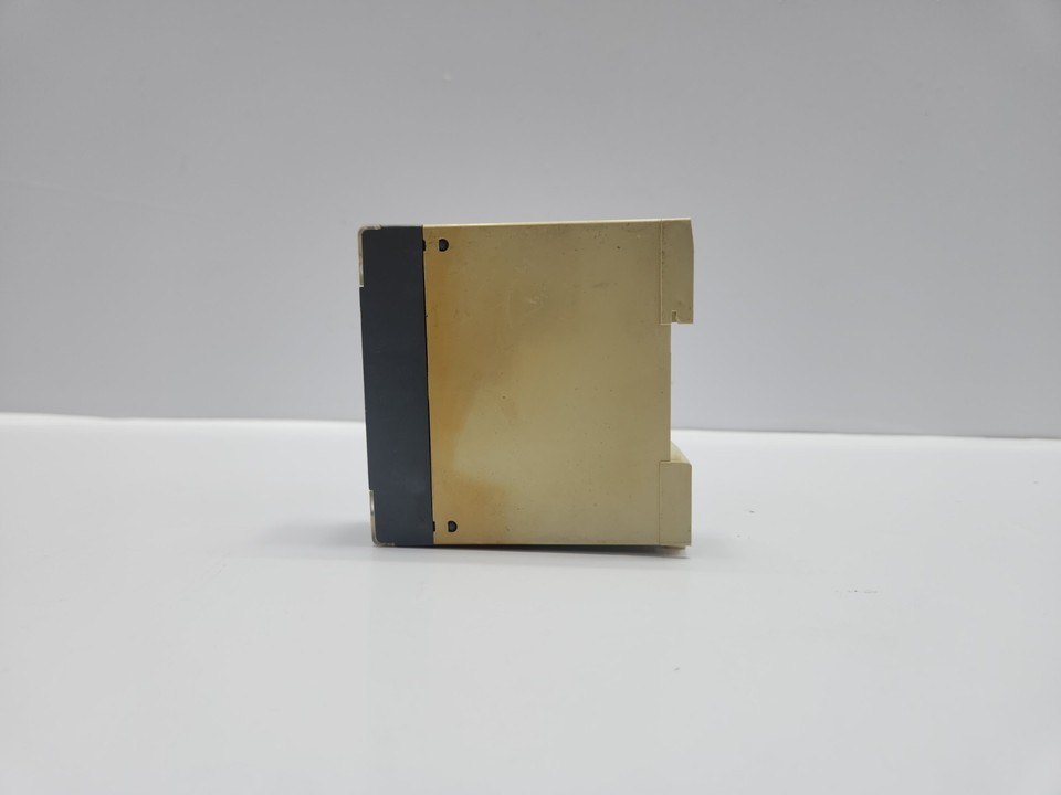 ABB CT-ERE ELECTRONIC TIME RELAY 1SVR550107R2100 | eBay UK