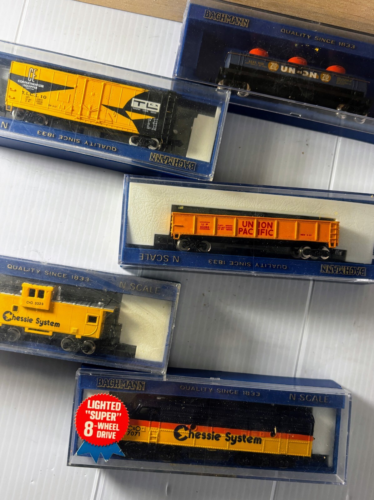 Lot of 5 Vintage Bachmann N Scale Locomotives + Railroad Track Pieces ...