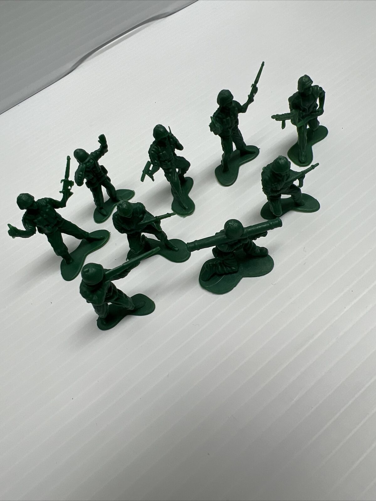 Lot of 9 Vintage US Army Men Plastic Toy Soldiers Green Soldiers | eBay
